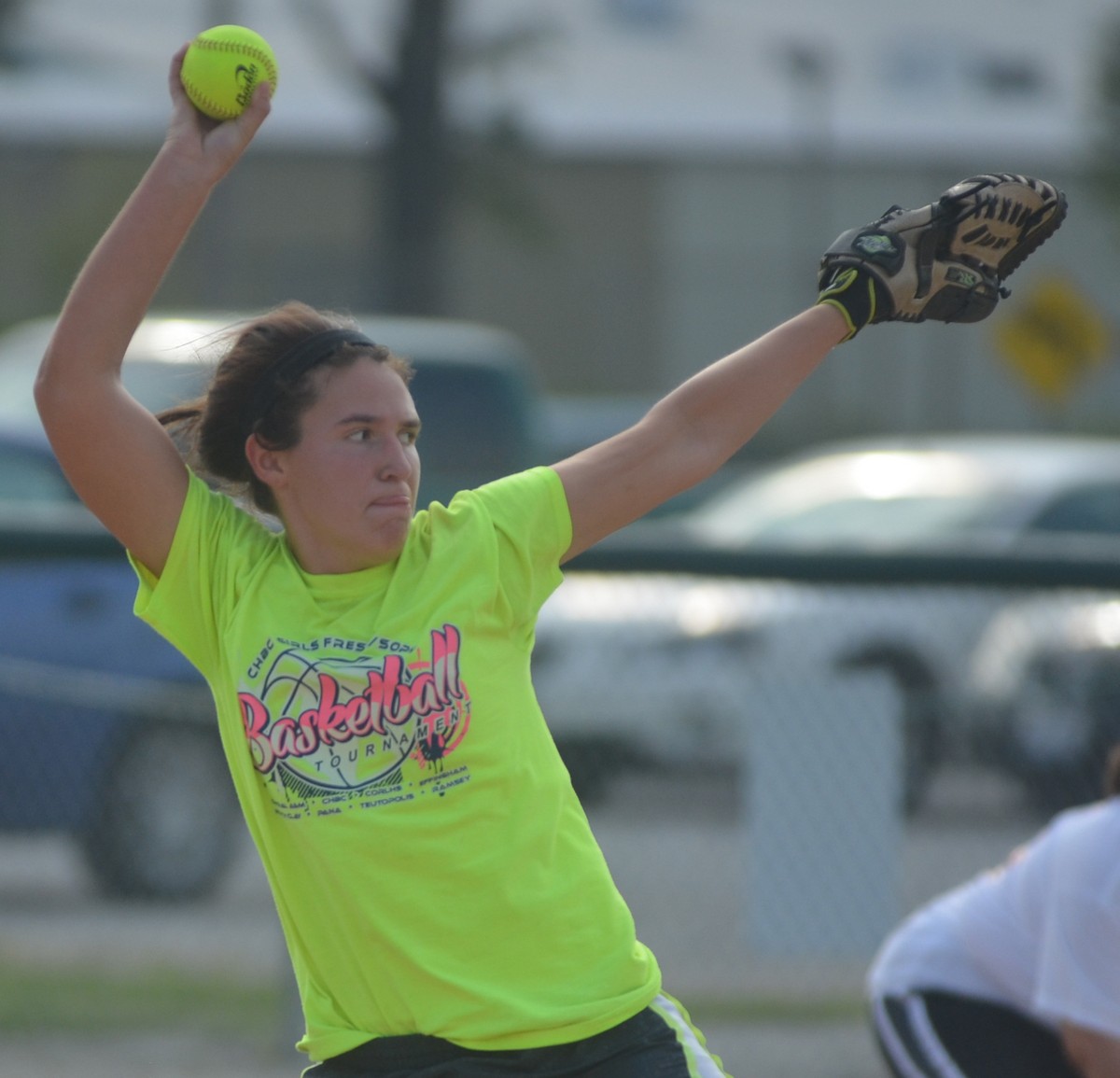Banal dominant in alumni game - The Leader Union