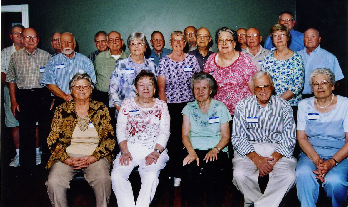 St. Elmo HS class of 1954 holds its 60-year reunion - The Leader Union
