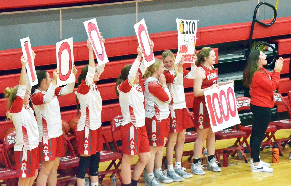 Anna Forbes joins 1,000-point club - The Leader Union