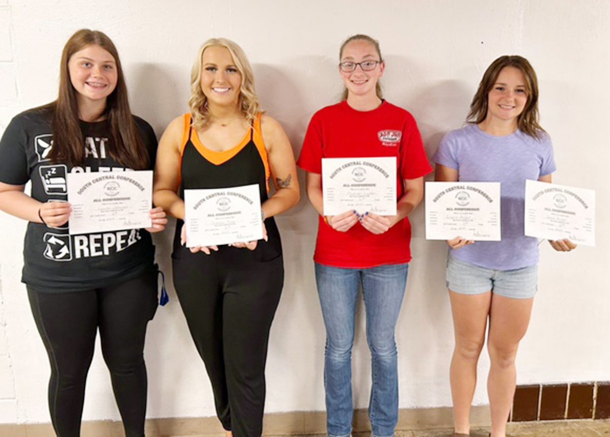 Lady Vandals Softball Awards announced - The Leader Union