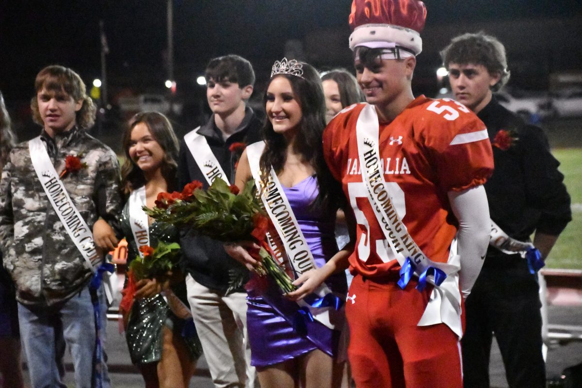 Warner, Wollerman crowned 2023 VCHS Homecoming royalty - The Leader Union